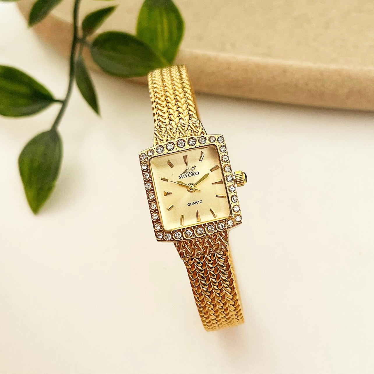 Gold Nostalgia Metal Watch – Miyoko Watches