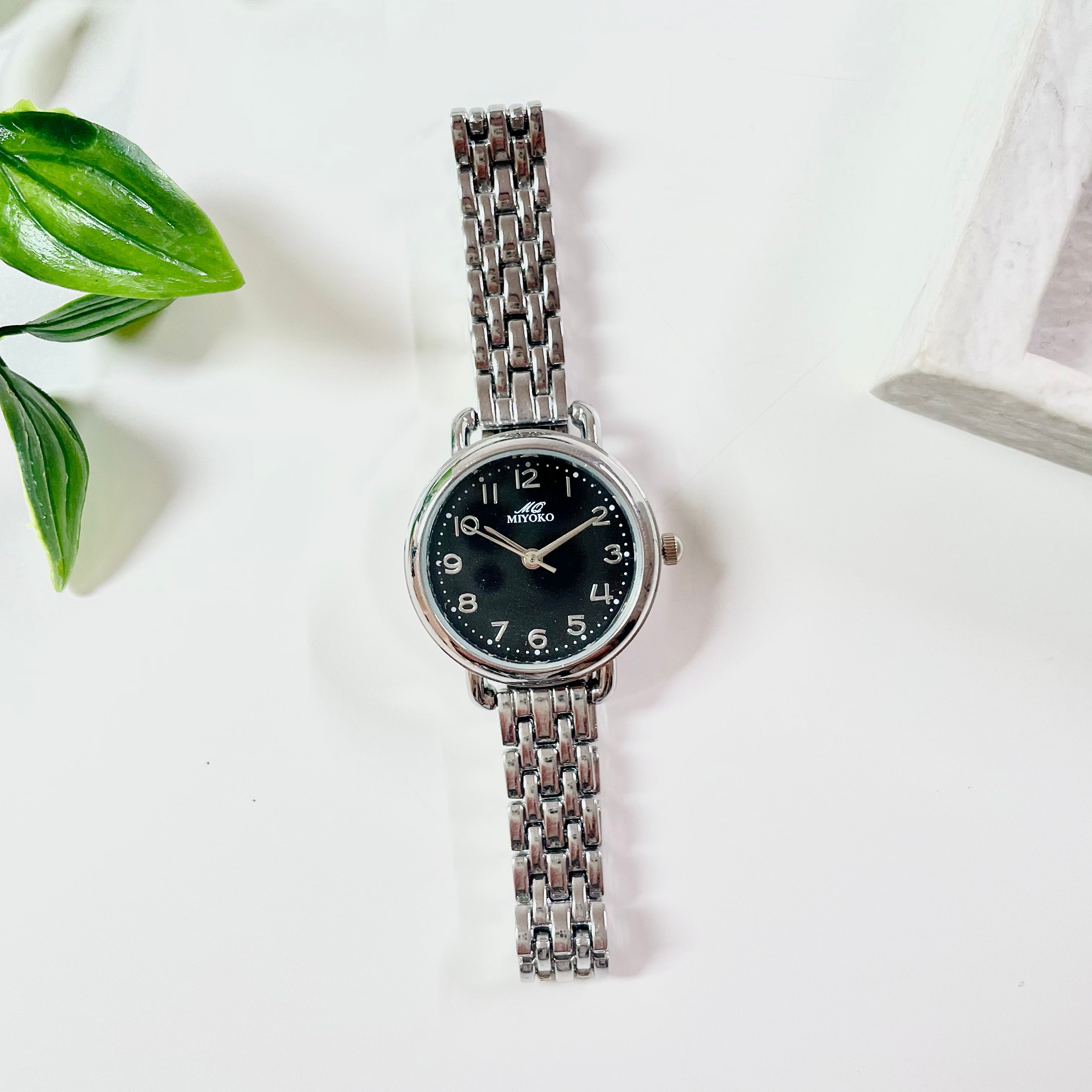 Silver Black Dial Easy Metal Watch – Miyoko Watches